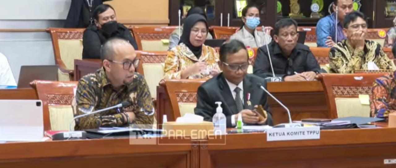 Jawab Tantangan Anggota Dewan, Mahfud MD: Jangan Gertak-gertak - Kedai Pena